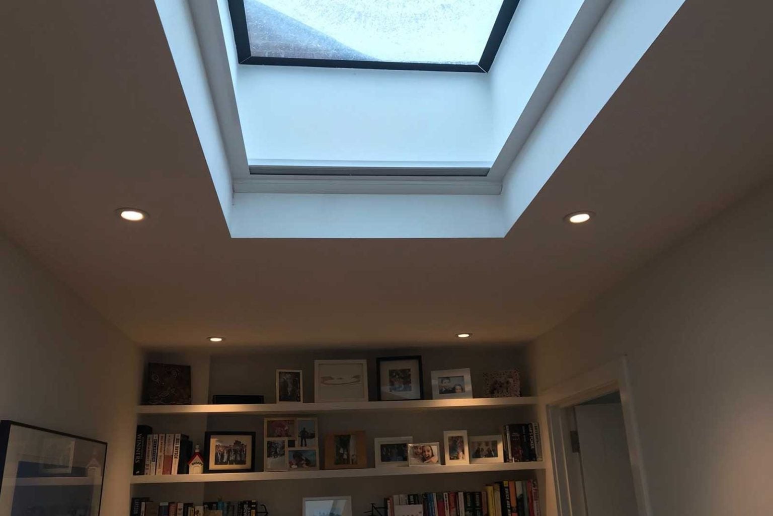 Skylight Blinds for Pitched Roof Window 600x900mm - Skylights1.co.uk