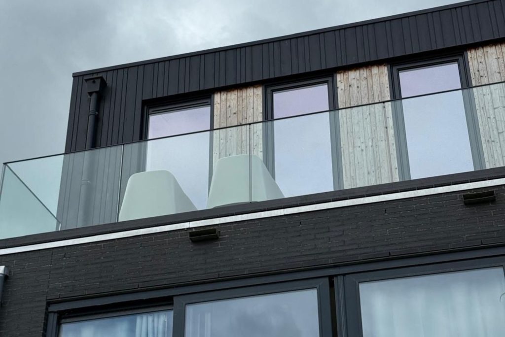 Frameless Glass Balustrade – SV75 UF – Fascia Mount - Skylights1.co.uk
