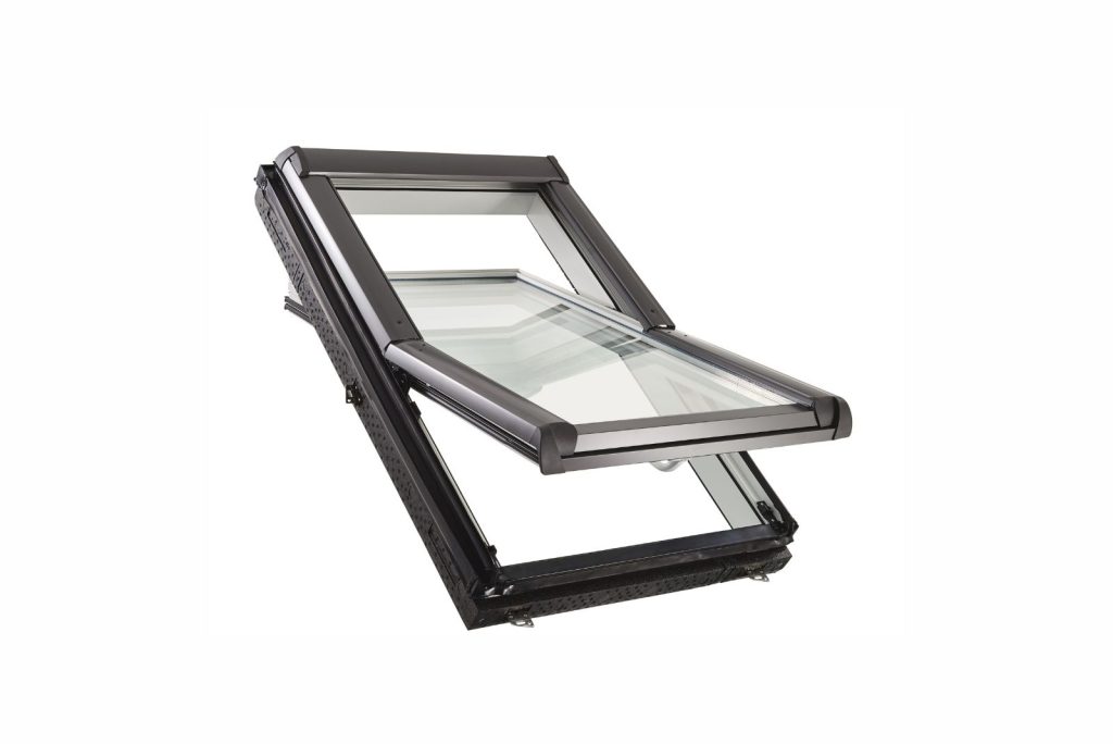 Pitched Roof Window Center-Pivot 74x140cm White Paint Timber